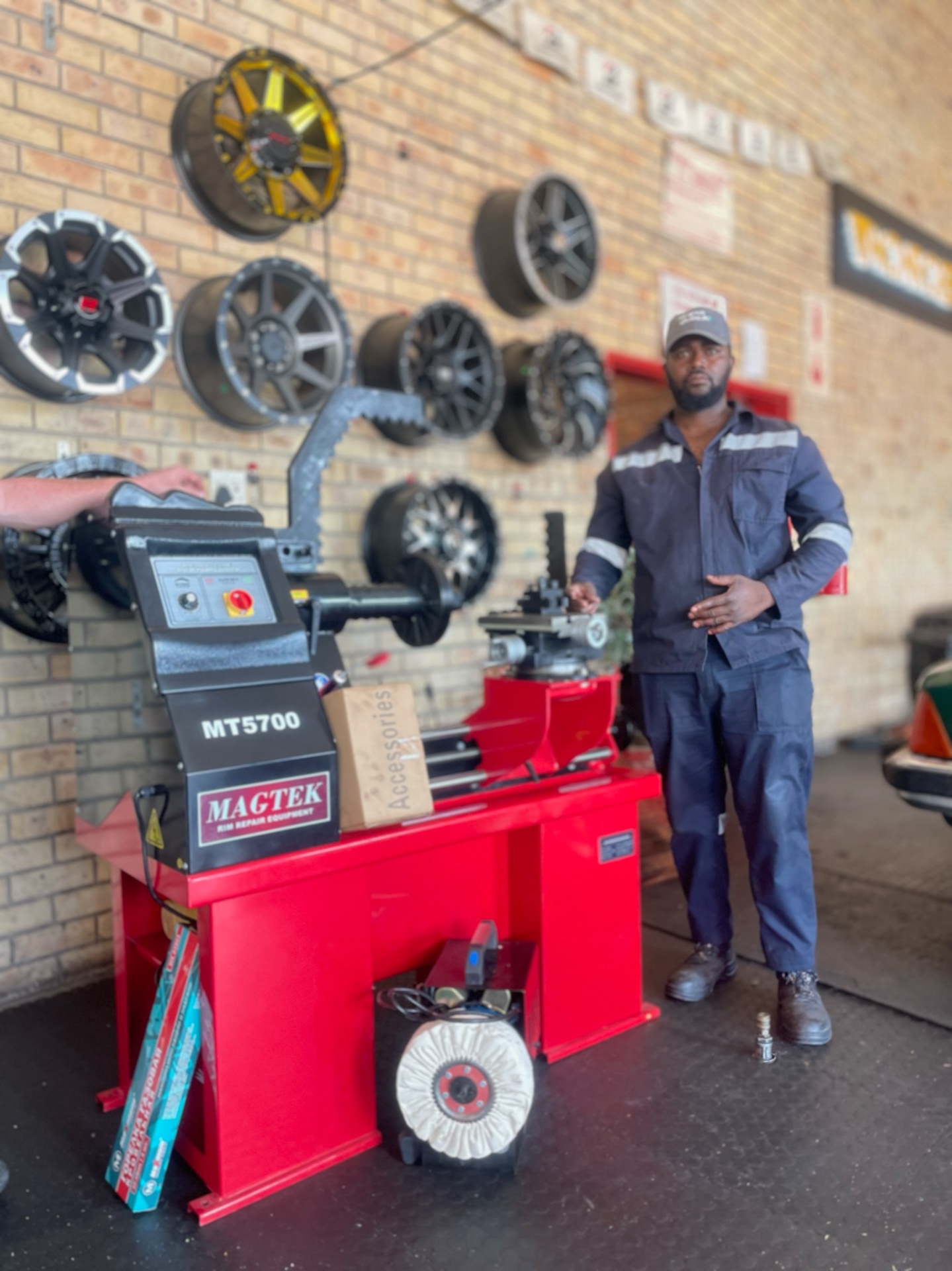SnapTech Africa | Premium Automotive Equipment